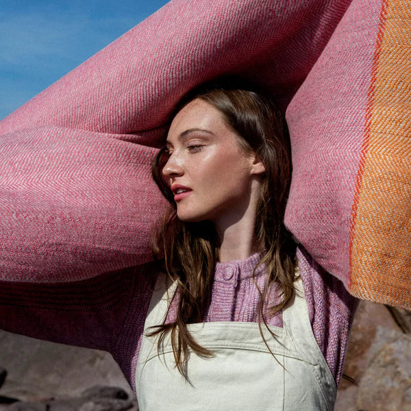 Carraig, bláth & uisce -Rock, flower & water – Fiadh Woven